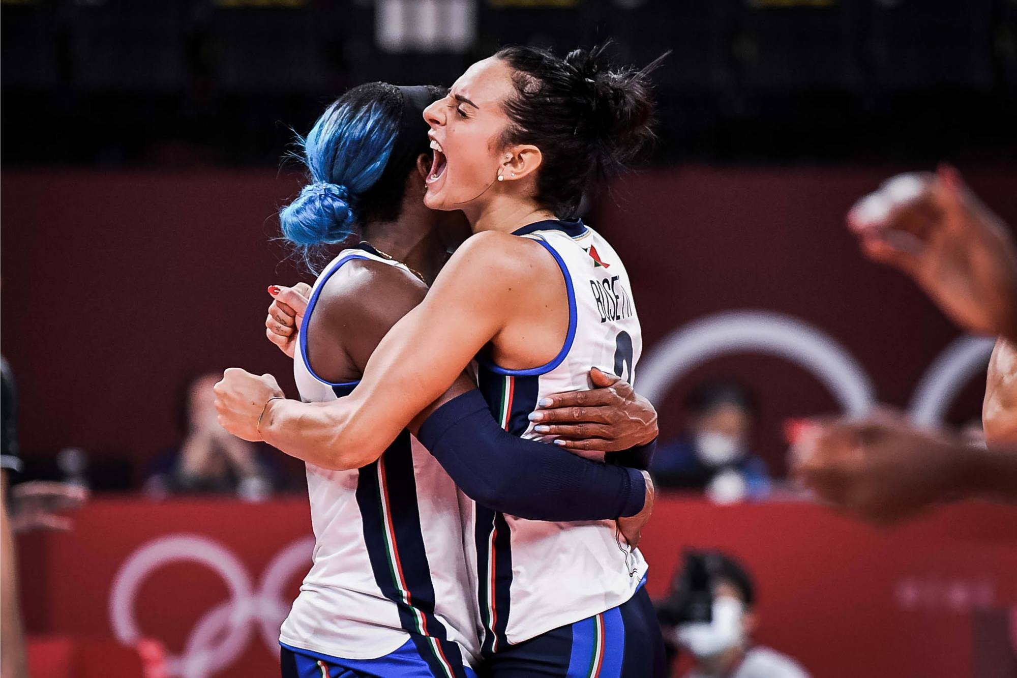 The Italian women's volleyball team wins two games in a row, hiding ...