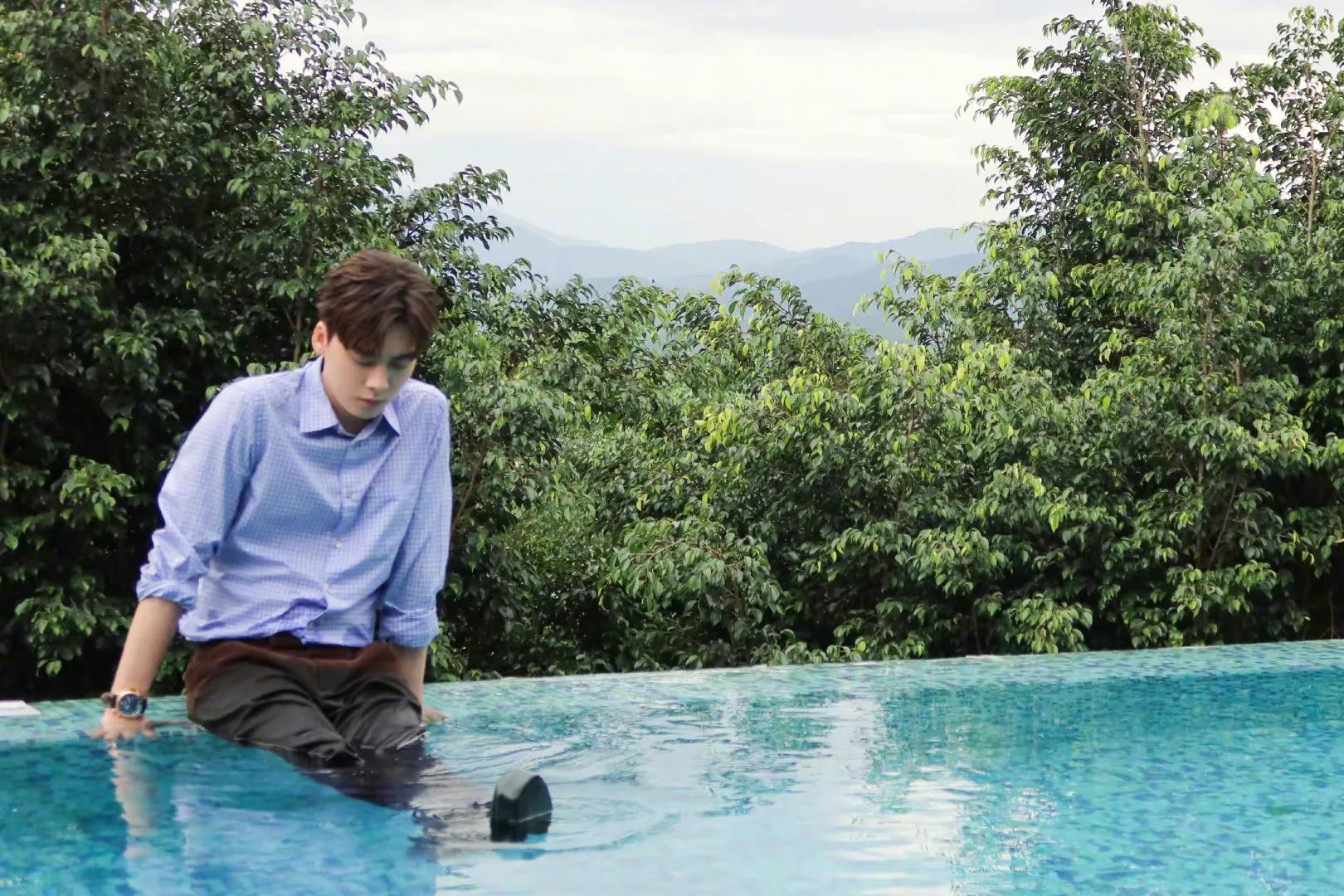 Li Yifeng ELLEMEN double cover - iMedia