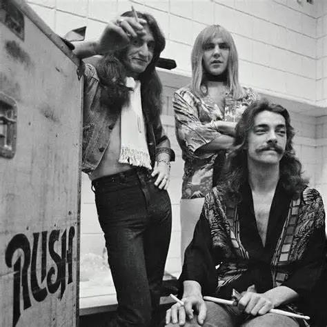 Rush drummer Neil Burt's last time - iNEWS