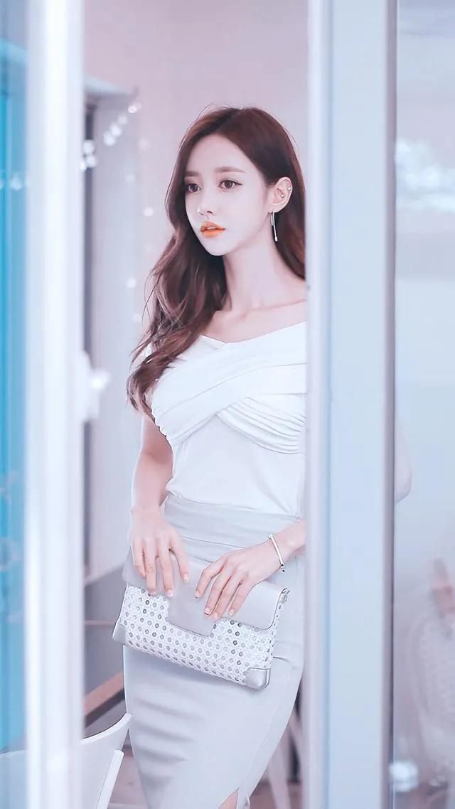 Sun Yunju, the king of modeling - iNEWS
