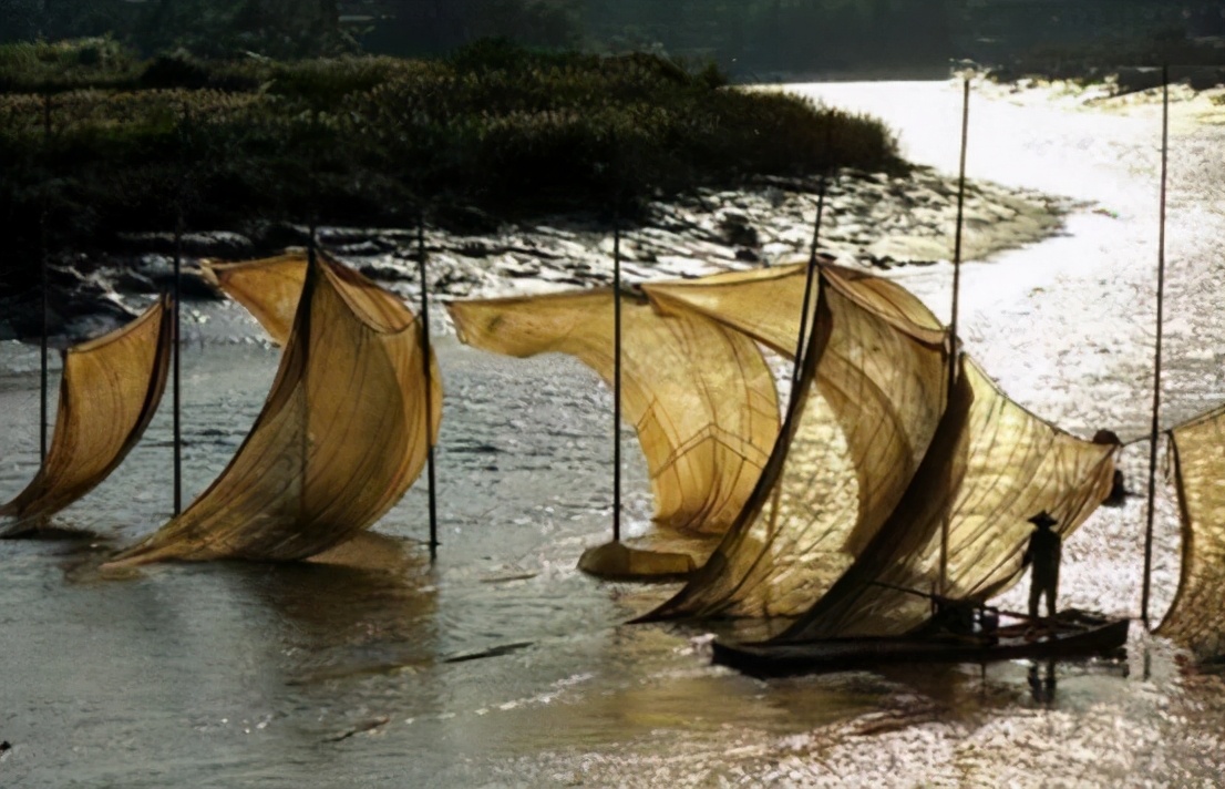 The sale of private salt was forbidden in ancient times. What should I ...