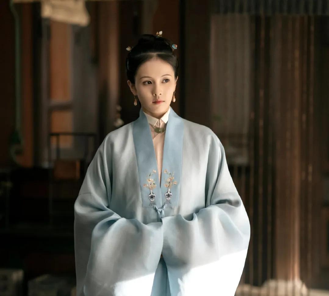 The most interesting woman in "Yu Lou Chun" is not Shao Chun Feng Qiao, nor is it Wu Yue Hong ...