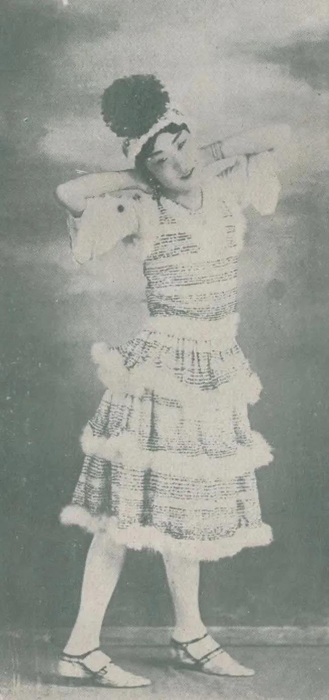 Why doesn't Peking opera actor Wang Peiyu play with guitar in Tianjin ...