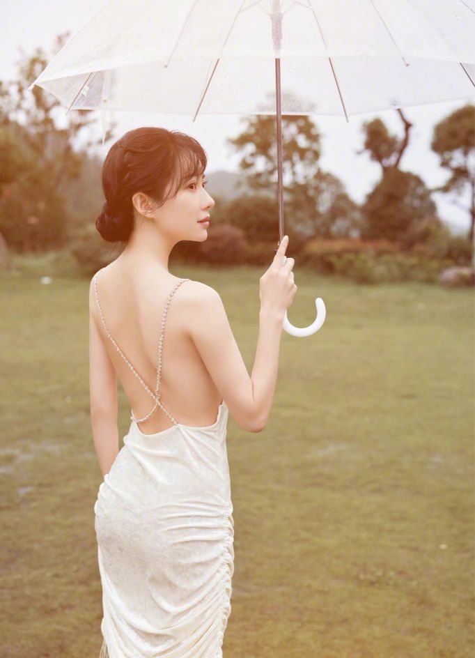 She is Nuolan and Liu Mengmeng - iNEWS