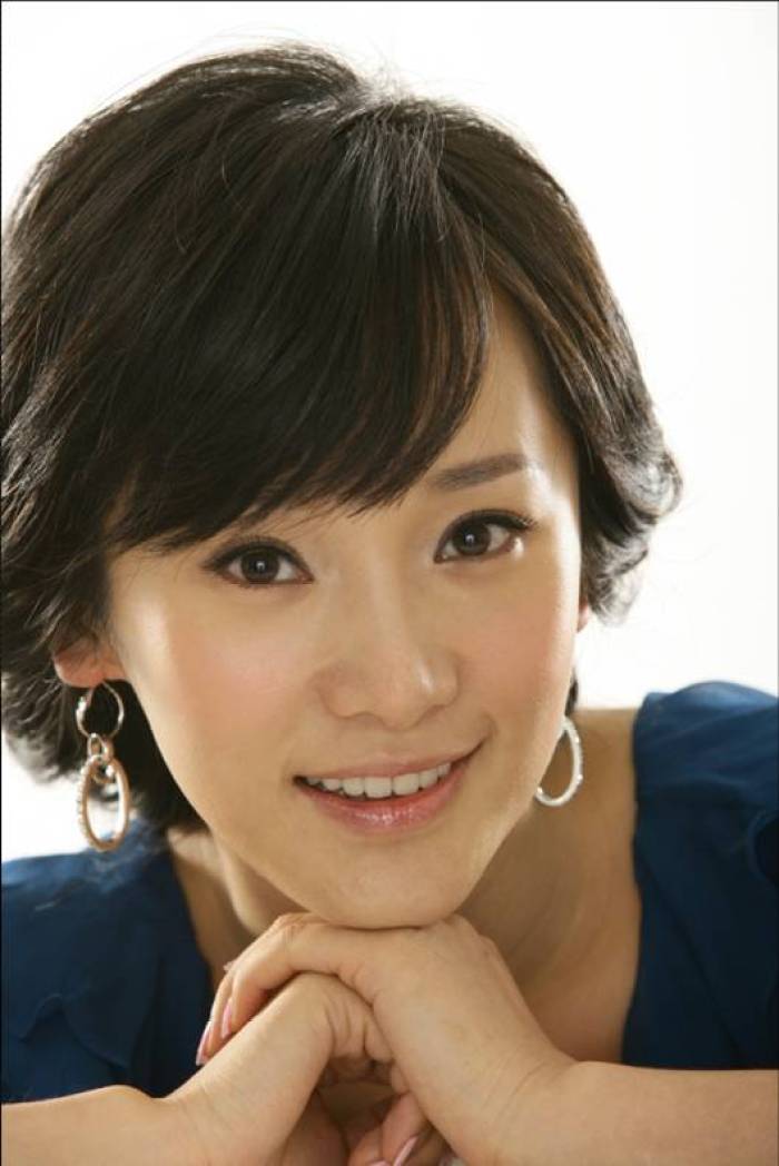 Tao Feifei, played by Chen Yi in "Snow Leopard" - iNEWS