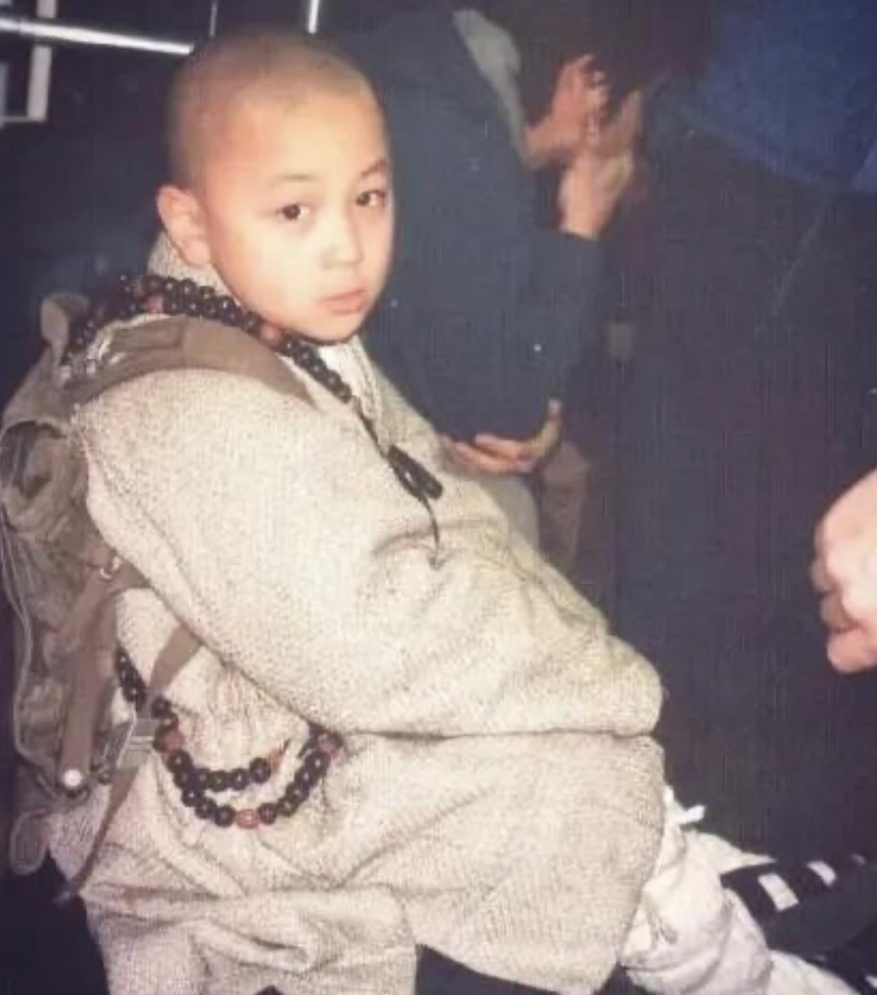 "Modern Bruce Lee" shouted, and Shi Xiaolong's identity slowly emerged ...