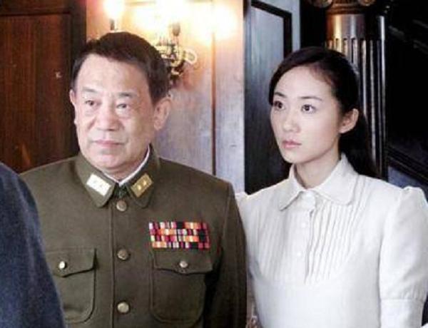 National first-class actor Gao Ming, 52 years of love with his wife and ...