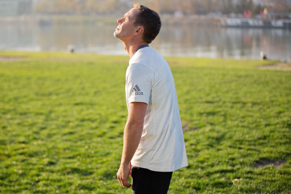 3 effective techniques to improve the correct running posture, allowing ...