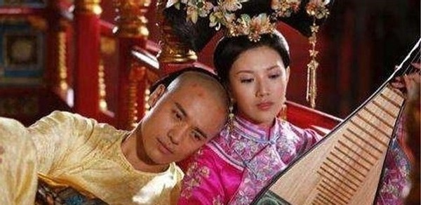 Emperor Tongzhi passed away at the age of 19, judging from his absurd ...