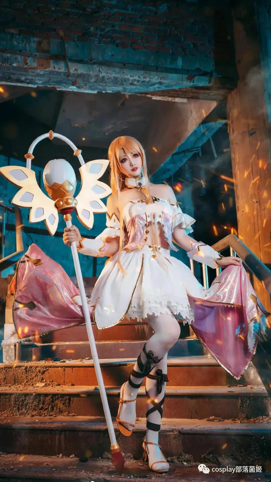 cos: Sword Art Online Angel Asuna cos feature film - iNEWS
