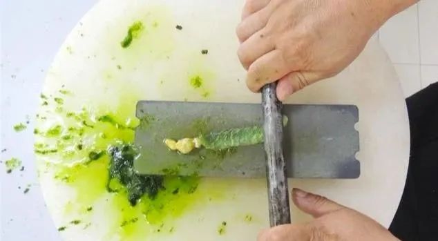 Lianyungang's famous dish "Dou Dan", do you dare to eat it after ...