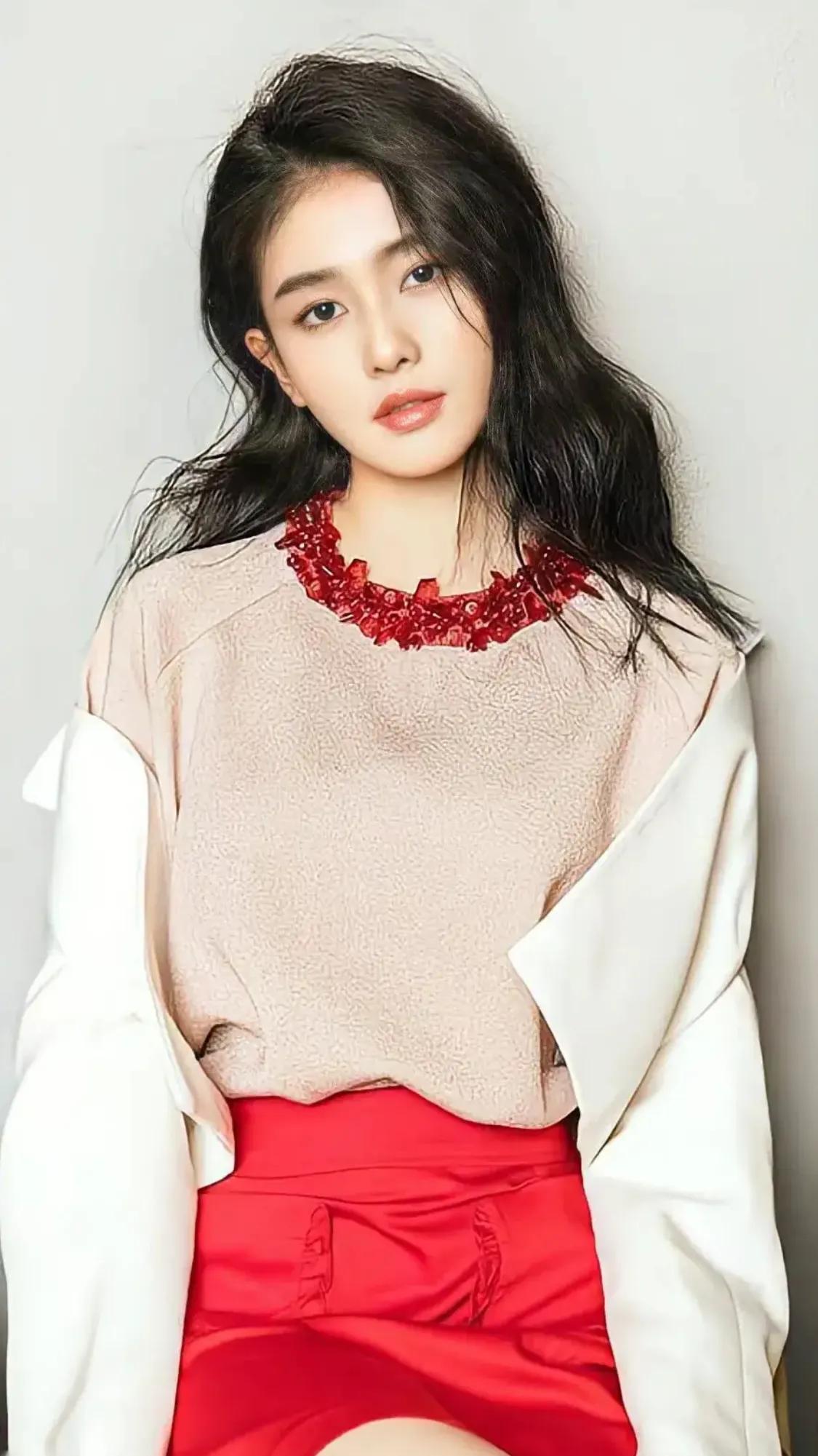 Bailu: An actress who pursues beauty and yearning on the road of dreams ...