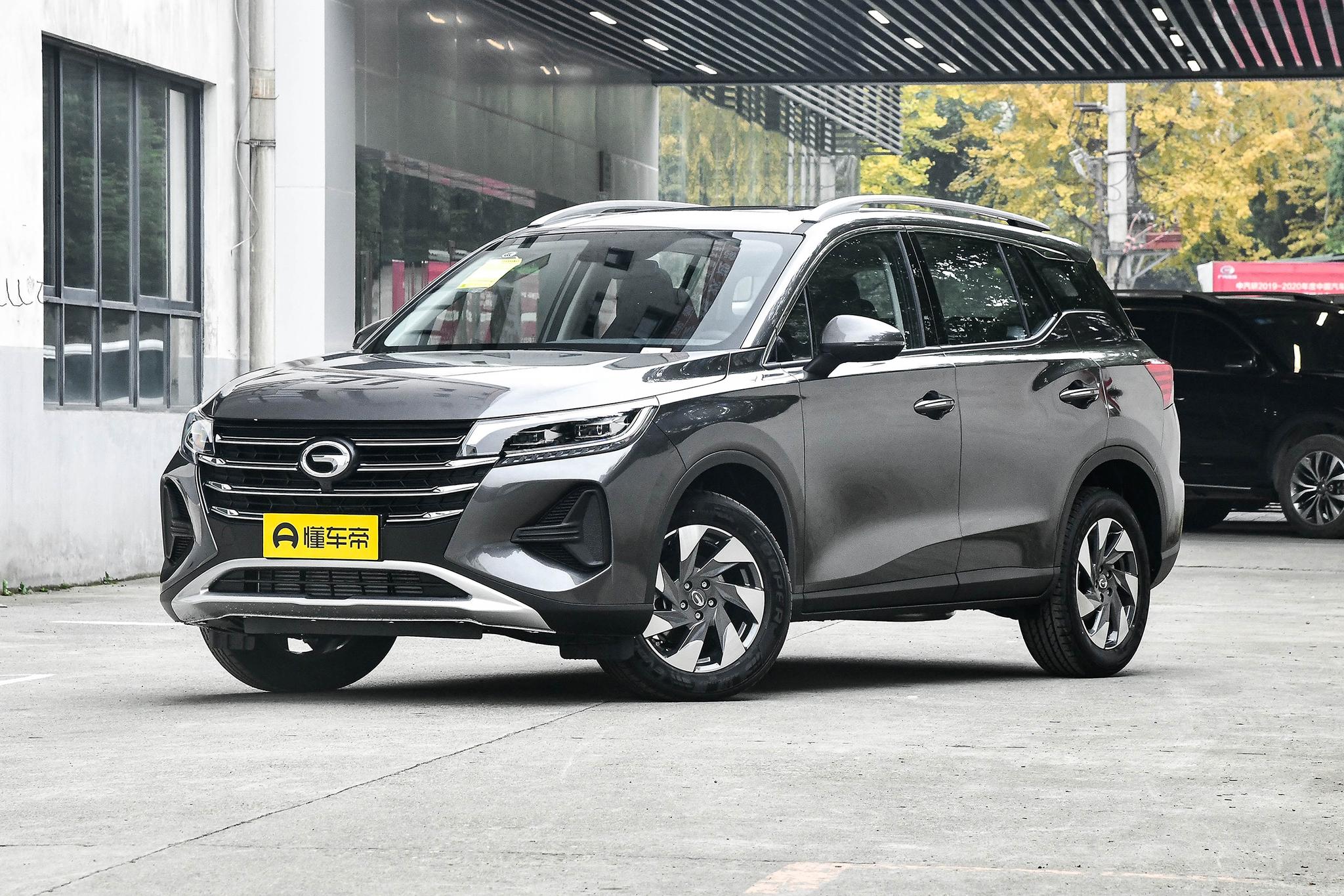 This domestic SUV is not expensive, equipped with Aisin 6AT, 37.58 meters braking distance ...