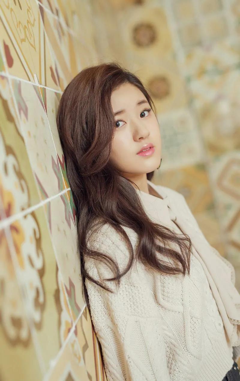 Zhao Lusi, young actor, pure and lovely - iNEWS