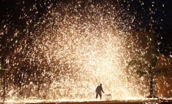 How did the idiom of fire tree silver flower come from - iNEWS