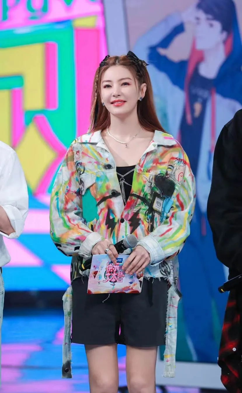 Xie Na can't wait to return, Weibo is working hard every day, worried ...