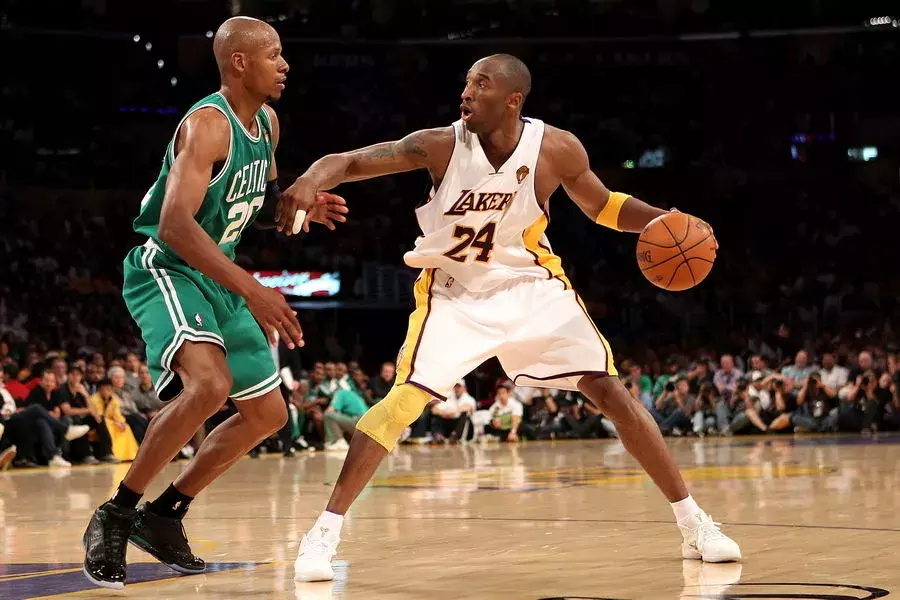 Ray Allen 46 recent status: lean body, 8 pack abs!Kobe is envious of ...