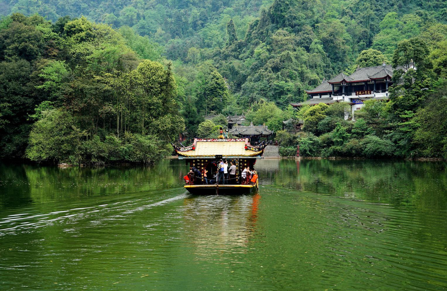 Chengdu people's resort: 7 scenic spots in Qingcheng Mountain, one is ...