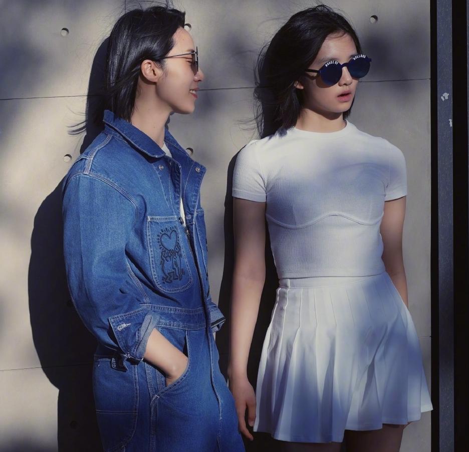 Recent photos of Huang Duoduo's mother and daughter on vacation are ...