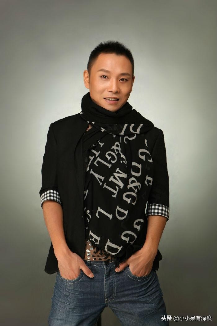 Qi Long, what is the relationship with Ren Miaoyin?In fact, he has long ...