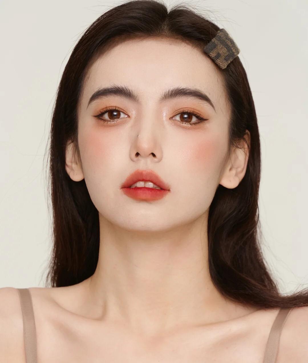 It's not easy to make yellow-skinned women love and hate the "reddish ...