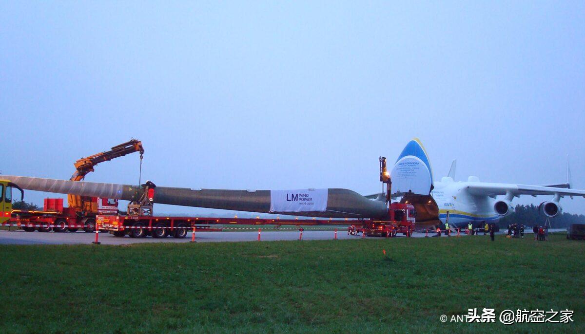 An-225, which set 124 world records: can hold 4 main battle tanks, and ...