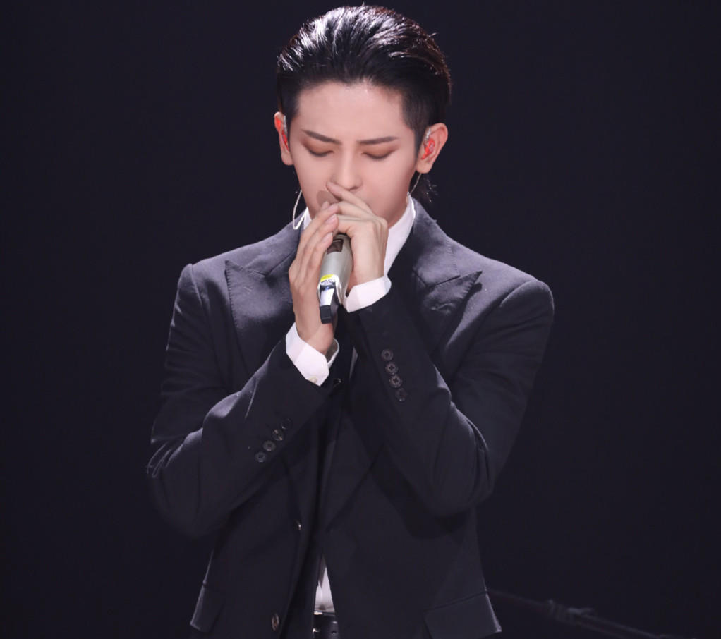 "Chasing the Light, Brother": On the stage of San Gong, Li Wenhan takes ...