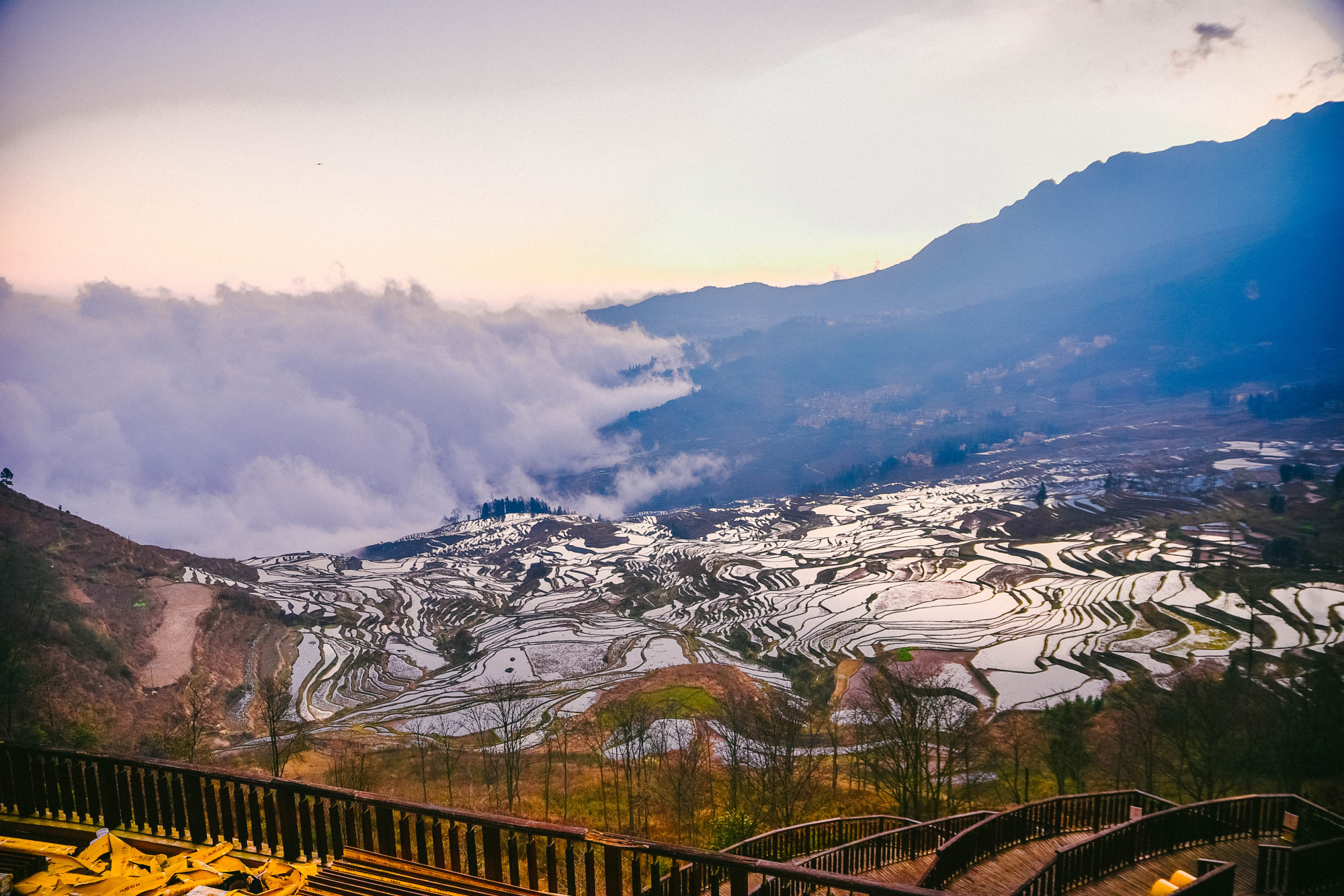 China's largest terraced fields, 3700 terraced fields are like a ladder ...