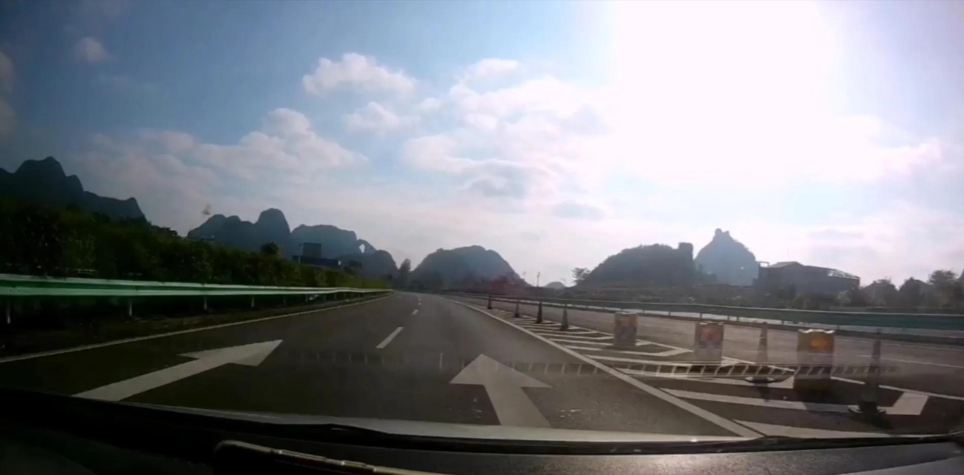 The marvelous Hechi Small Three Gorges has the beautiful scenery of ...