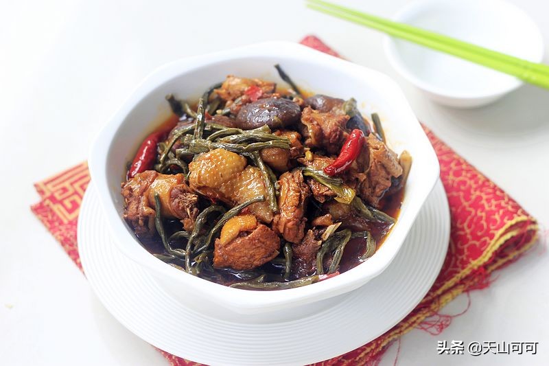 New Year's Day, how to eat dried cowpea?I made it, and it tastes full ...