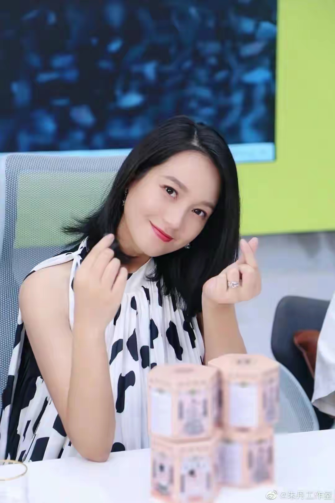 Gossip broke the news: Qin Junjie, Zhu Dan, Xiao Zhan, Zhao Jinmai, Ni Ni, Ma Sichun, Wan Qian ...