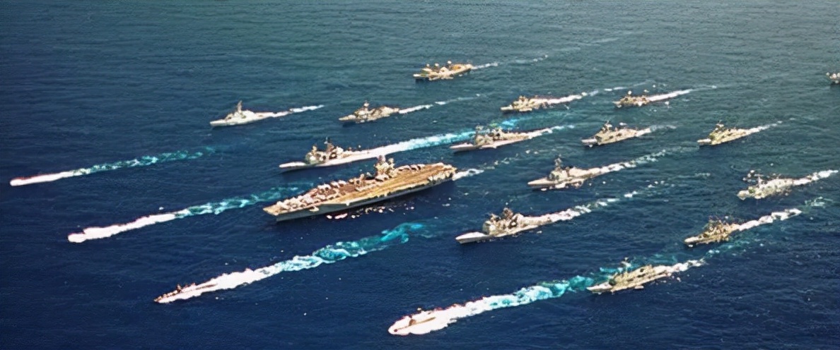 The cornerstone of the U.S. global navy-aircraft carrier strike group ...