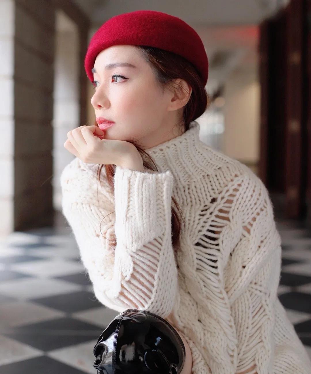 Long-legged Hong Kong girl Tang Luowen - iNEWS