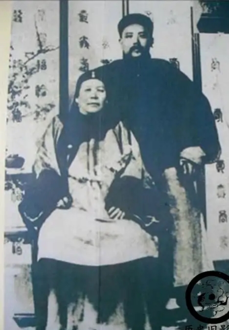 Why did Yuan Shikai, President of the Republic of China and his wife Yu ...