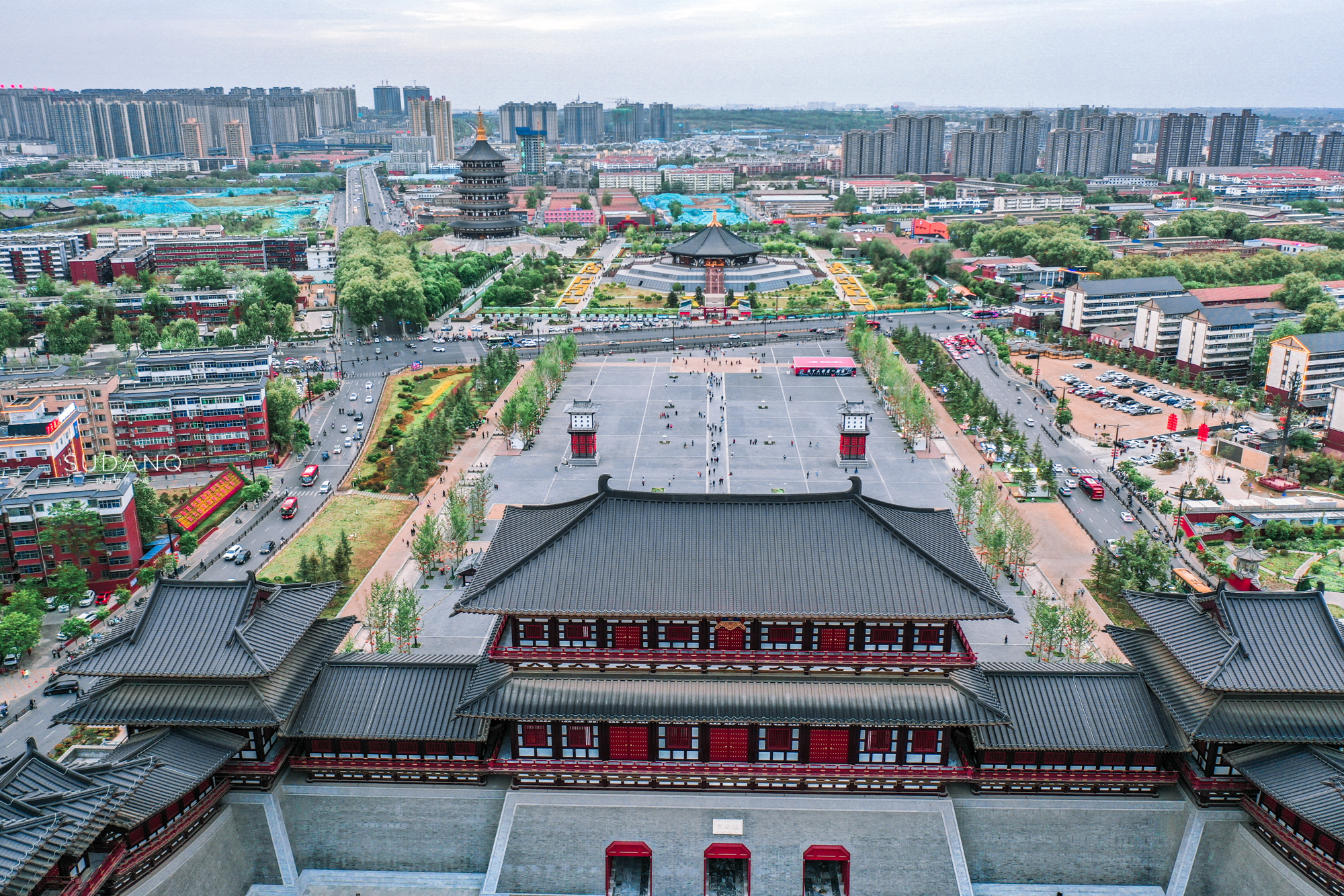 Luoyang Yingtian Gate: The demeanor of the city of God reappears, "the ...