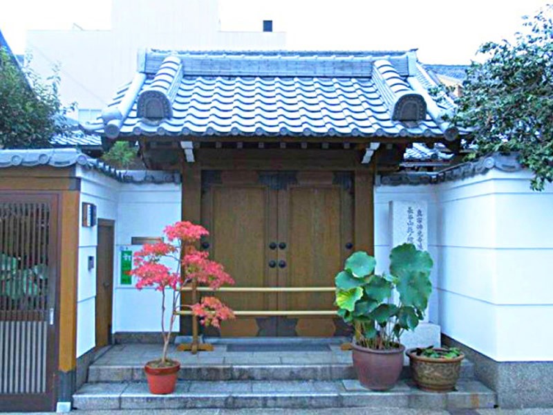 Female abbot of a Japanese temple: forced to date 35 times, fled to the ...