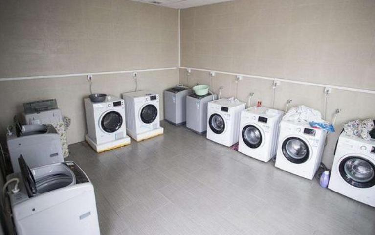 The Chinese don't understand: The Japanese have washing machines at ...