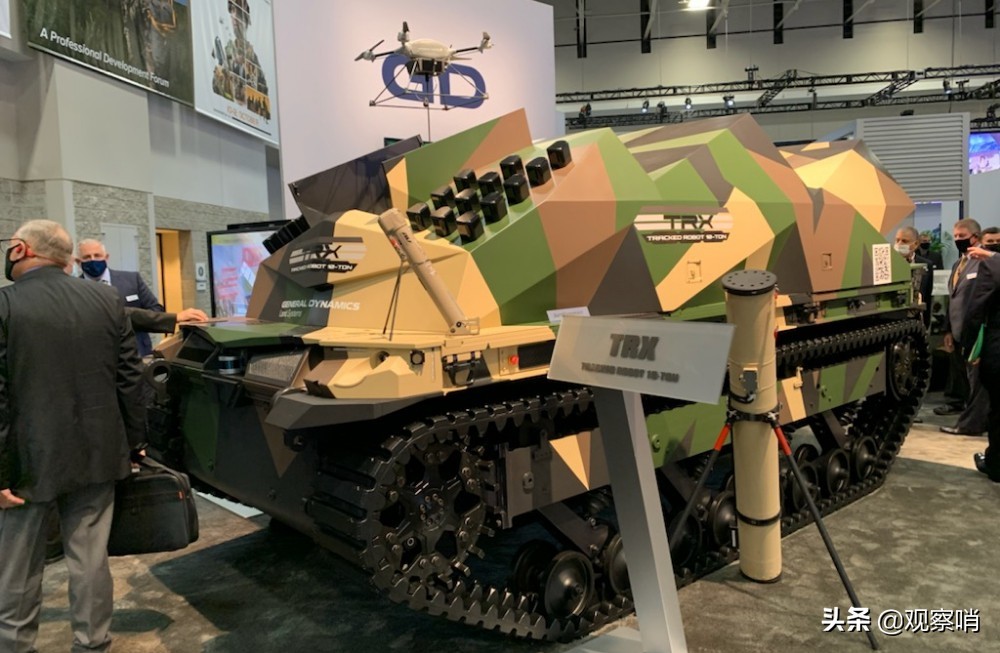The US TRX tracked unmanned ground vehicle can launch 50 "Switchblade ...