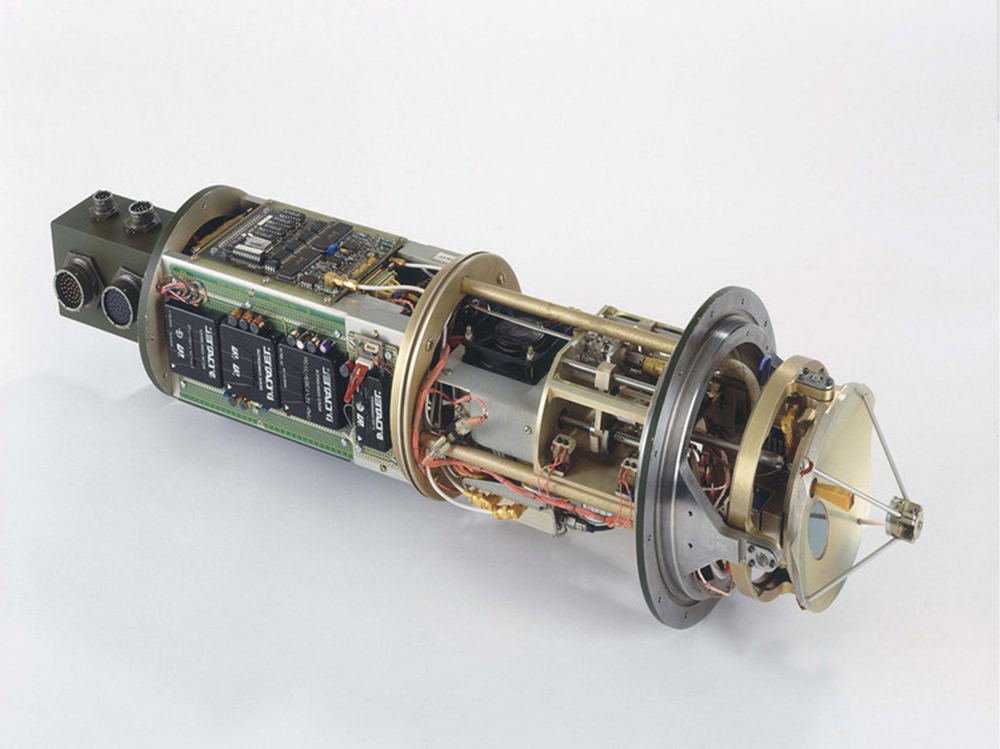 This radar is small and light. When installed on missiles, it is not ...