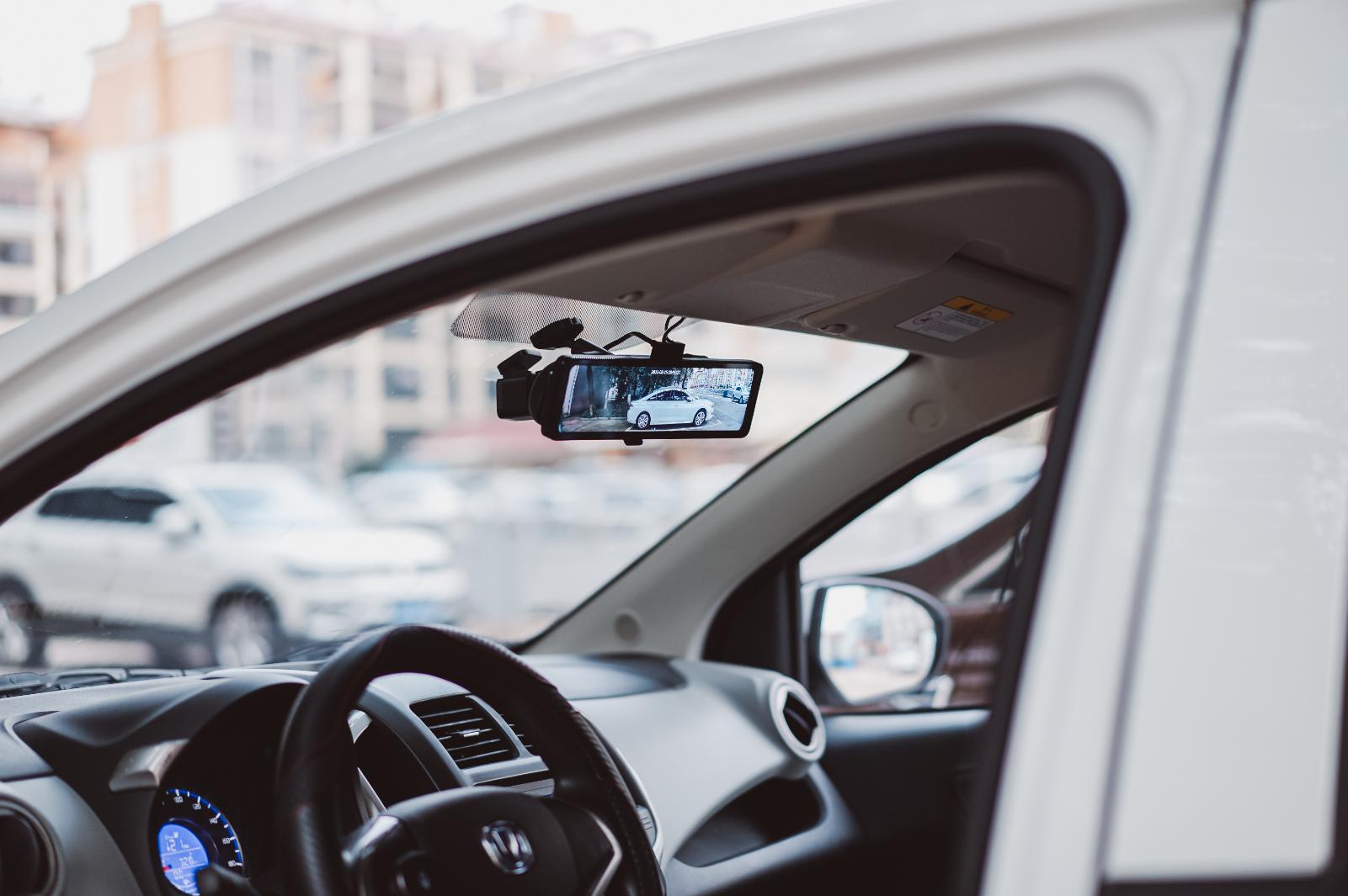 Car smart screen-stare at the smart rearview mirror S5 experience - iMedia
