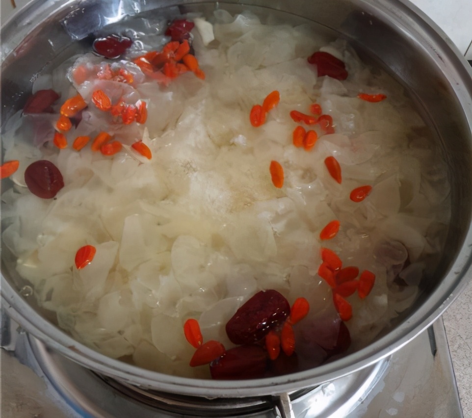 It's hot in summer to drink more Tremella Soup. Do these 3 more steps ...