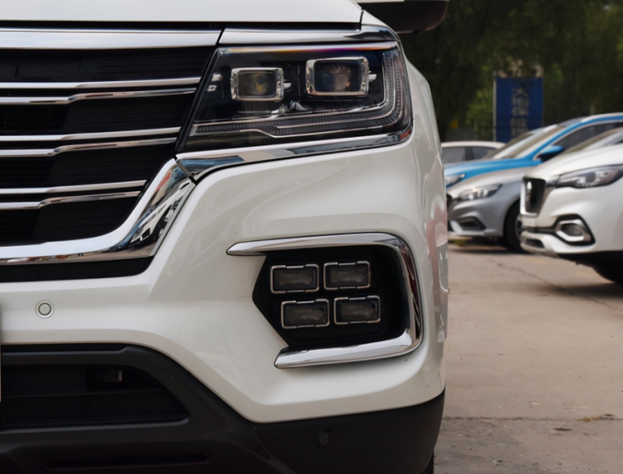 Which is better for 2021 Changan cs95 or Roewe rx8? - iNEWS