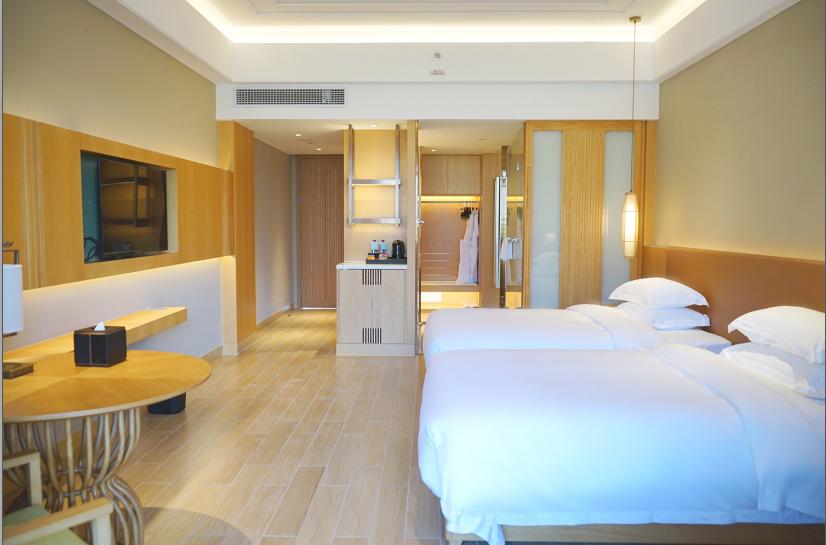 Forest Sea Hot Spring Resort Hotel, Zengcheng, Guangzhou, a 2-day tour ...