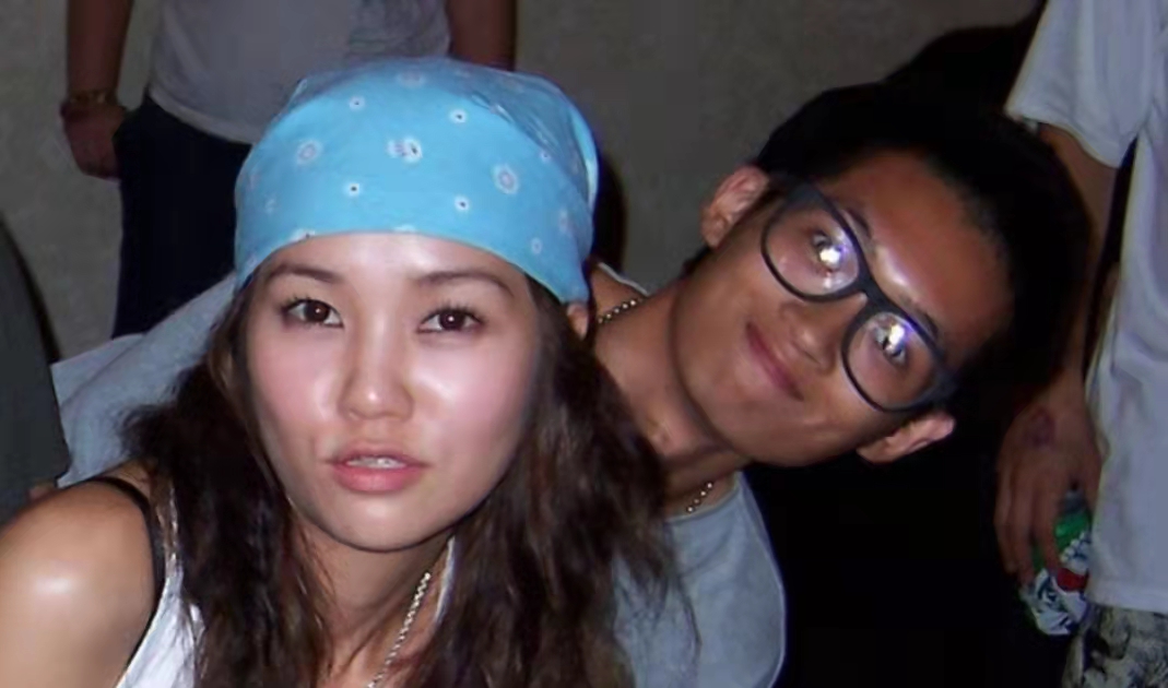 The old braces photos were exposed!Hong Kong's famous singer Xie Anqi ...