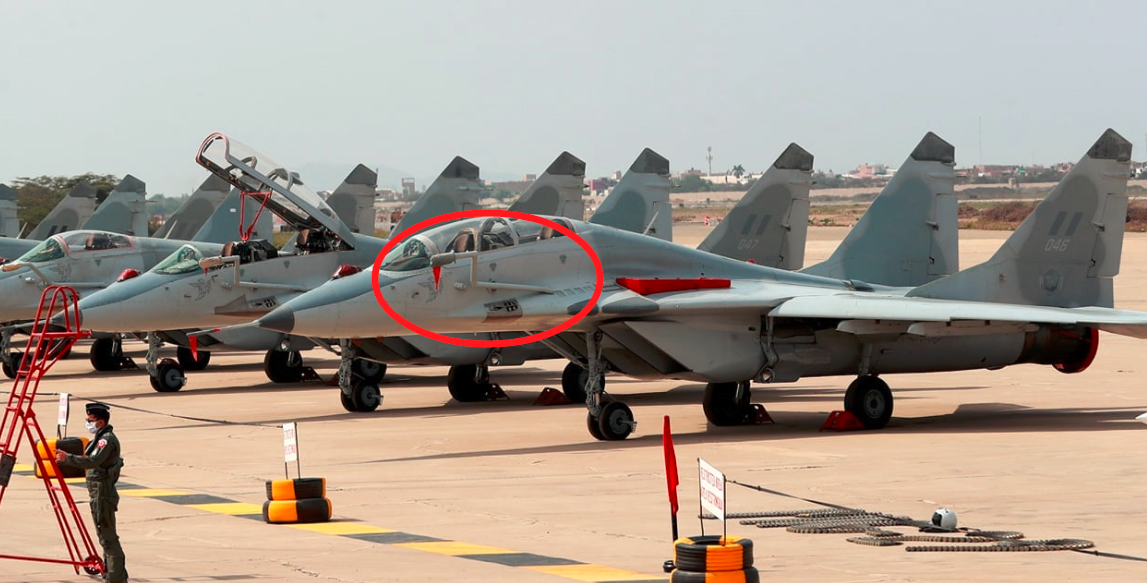 It's almost impossible to fly. The Peruvian Air Force MiG-29 fighter ...
