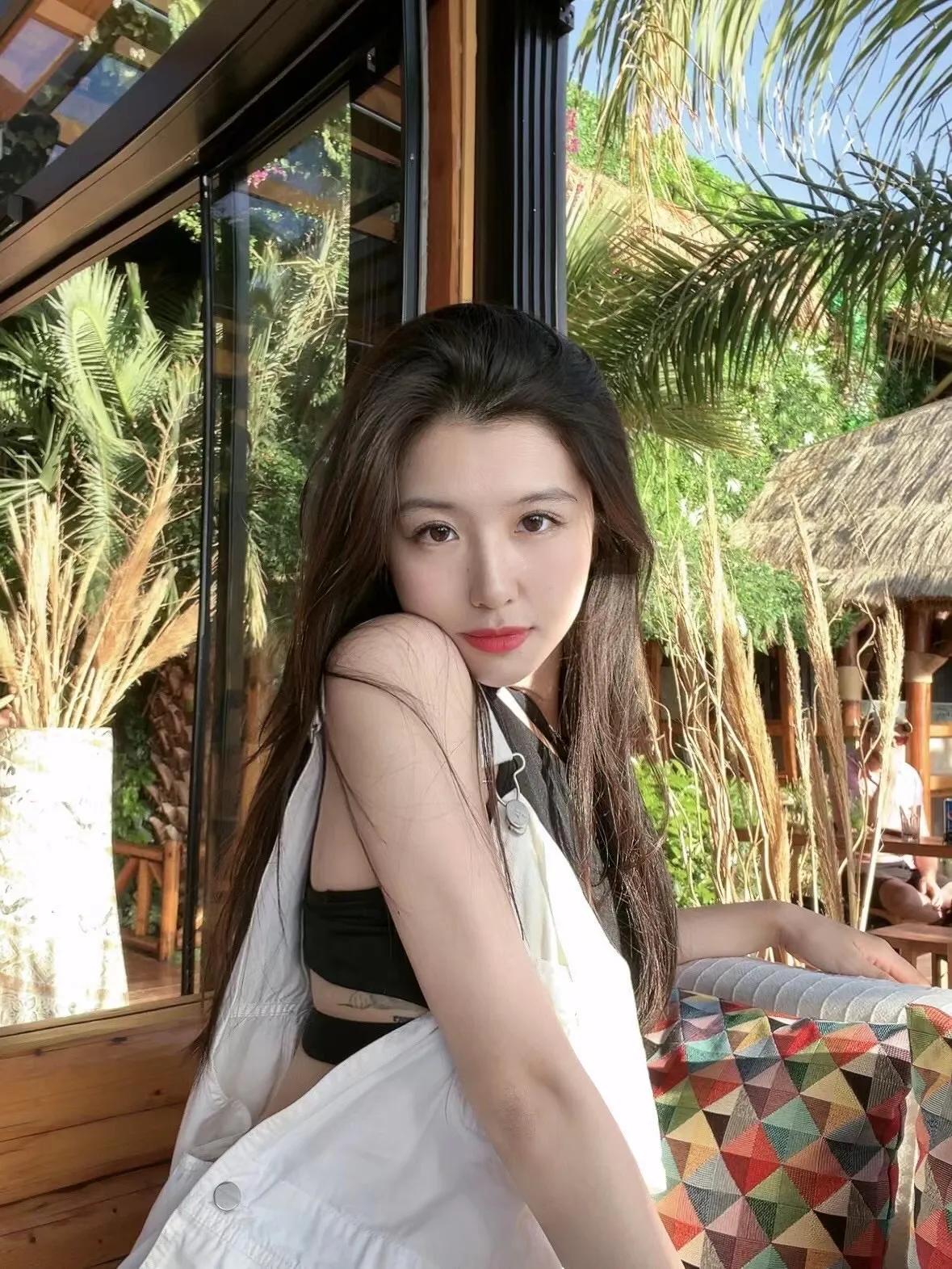 Lin Jiayi Dai Xiuwen Yu Zhen - iNEWS