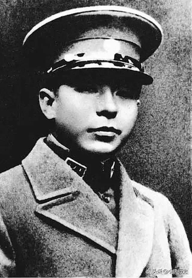 Jiang Shiyun, Zhang Xueliang, who was in his early years, is still ...
