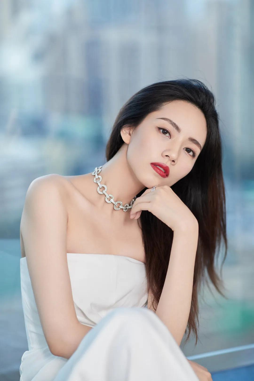 Liu Xijun, beautiful people, sweet songs, pure and invincible, sing ...