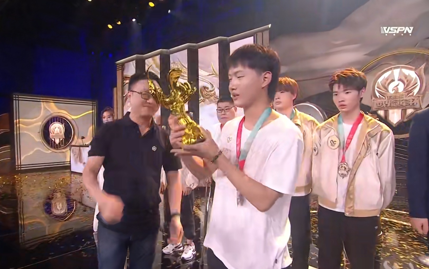 KPL：QG奪冠獲2100萬獎金，守約世冠皮提前預定？決勝局連中7槍 - 資訊咖