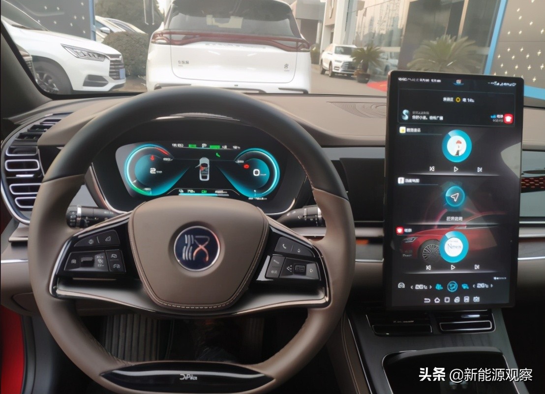 The central control screens of new energy vehicles are getting bigger ...